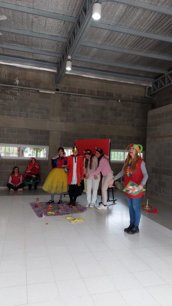 “A crazy story”: Nivel Inicial festejó el Día del Estudiante con una ...